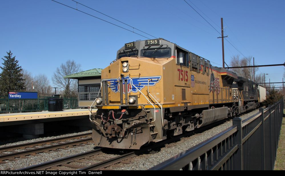 UP 7515 leads CSX K610